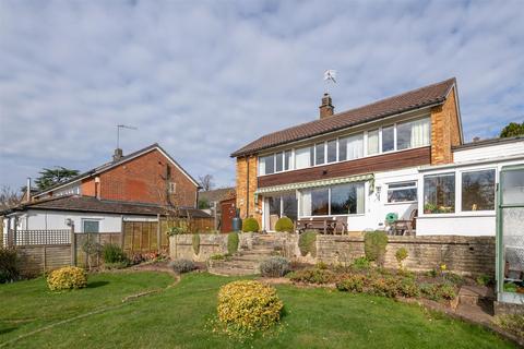 Houses for sale in Reigate | OnTheMarket
