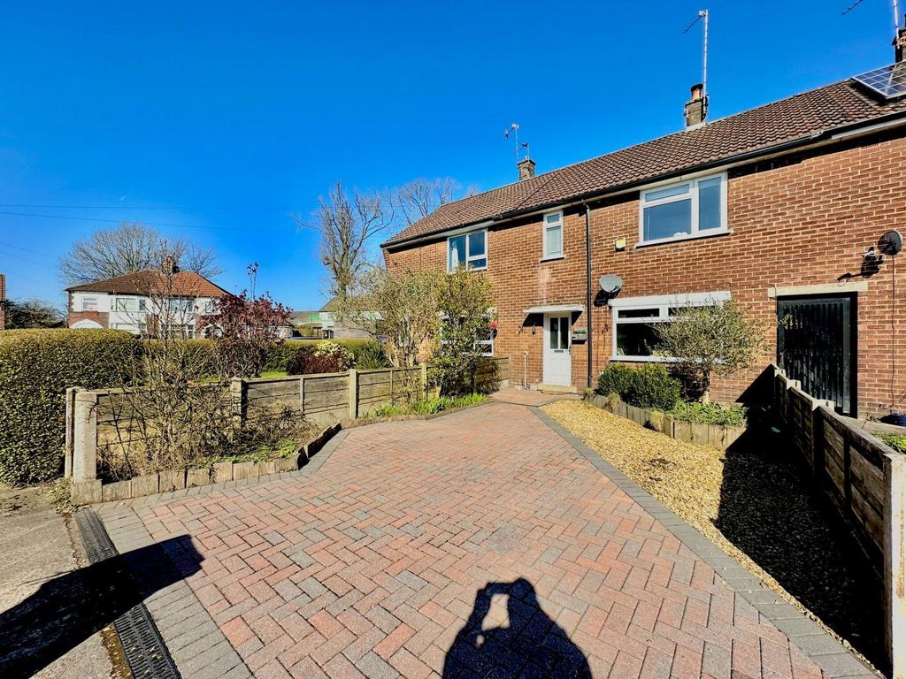 Guildford Close, Stockport SK1 2 bed terraced house - £210,000