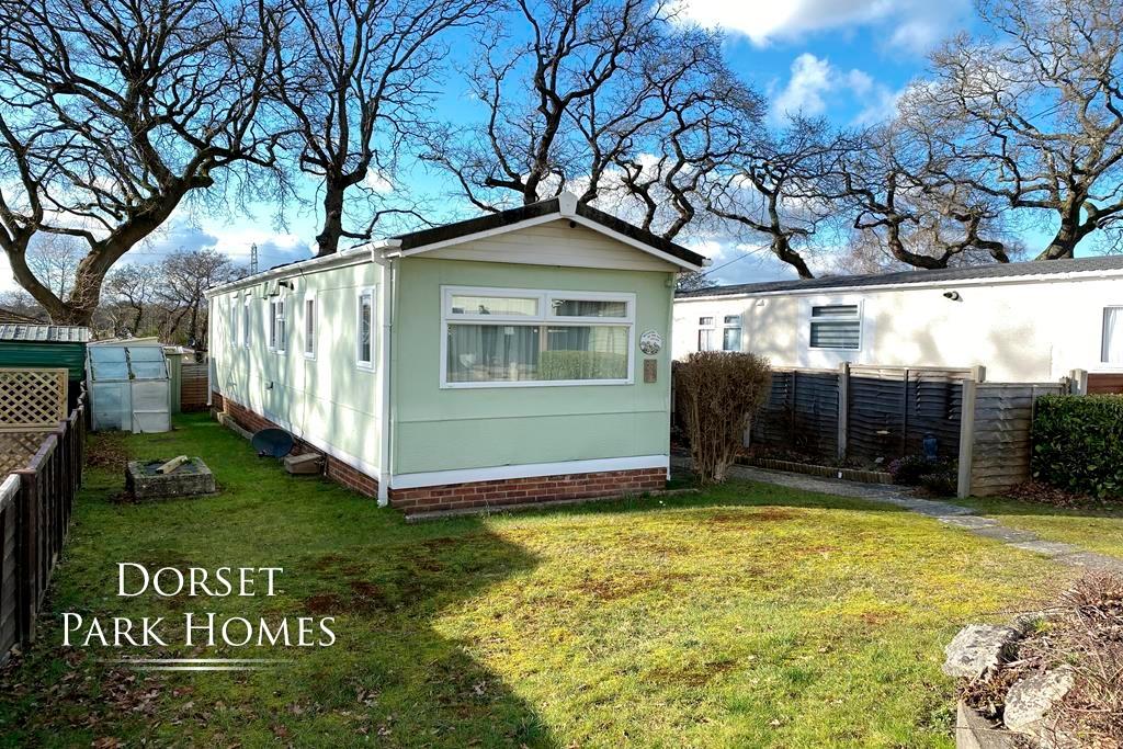 The Avenue, Oaktree Park, St... 2 bed park home - £68,000