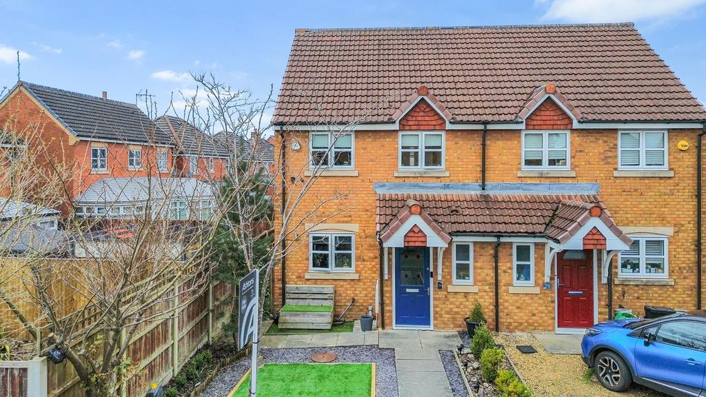 Arabis Gardens, St. Helens, WA9 3 bed semi-detached house - £245,000