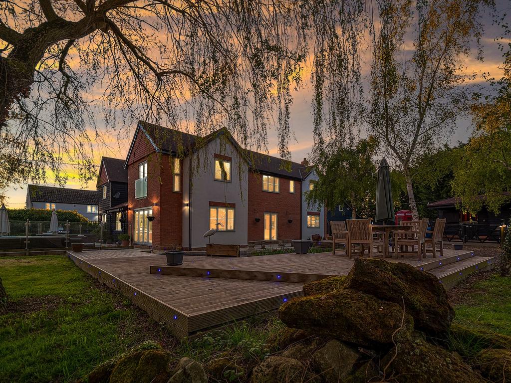 Keysoe Row West, Bedford MK44 5 bed detached house for sale - £1,600,000