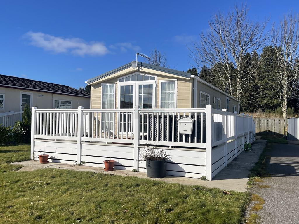 10 Riverview Country Park, Forres, Moray 2 bed park home for sale - £90,000
