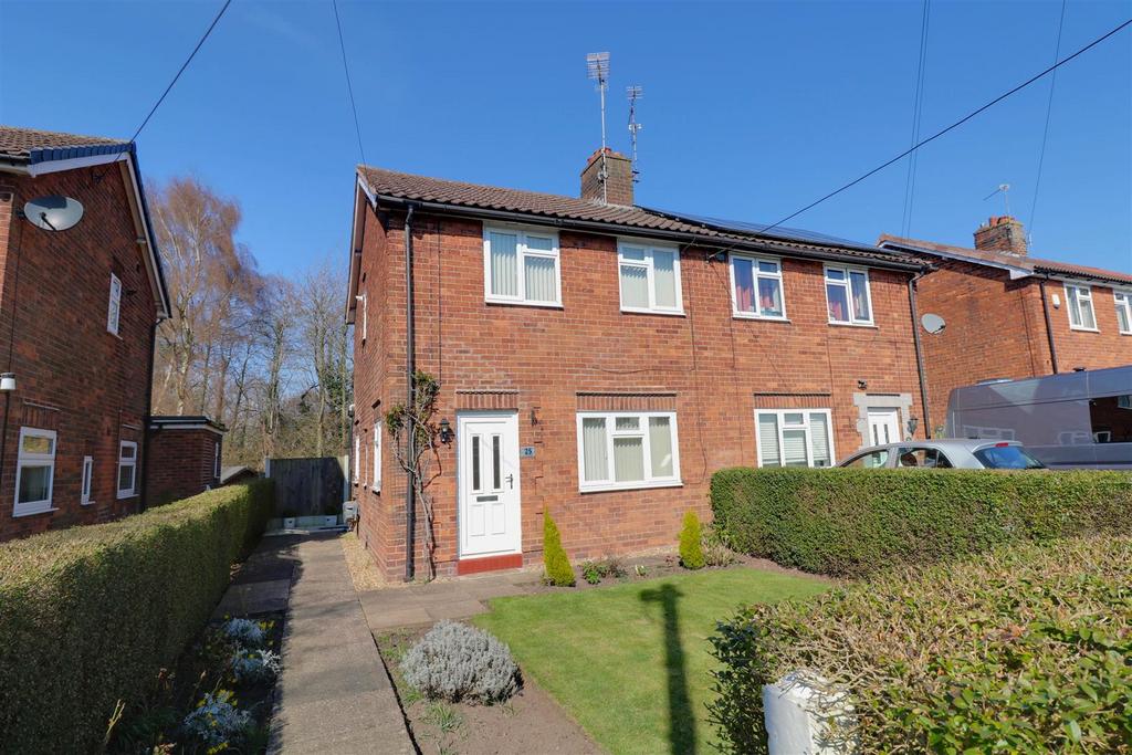 Coronation Avenue, Alsager 2 bed semi-detached house for sale - £130,000