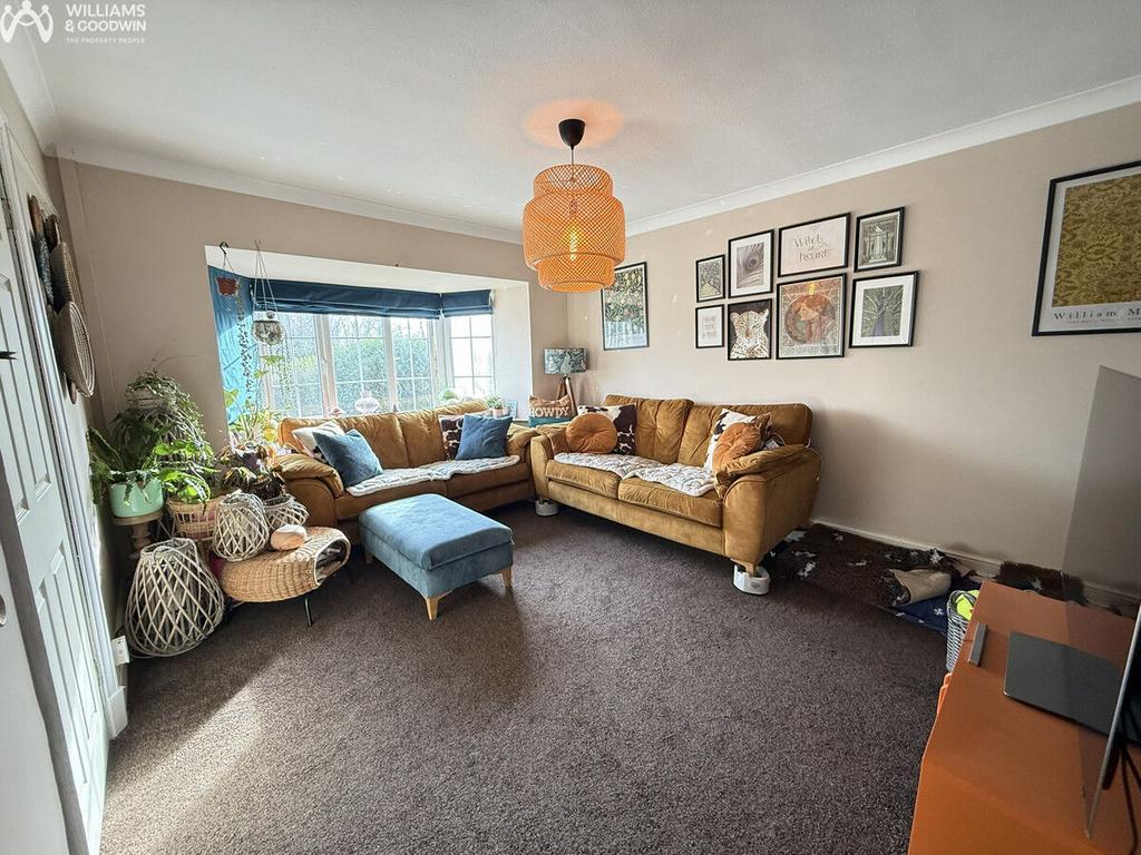 Holyhead Road, Llangefni, Anglesey, LL77 5 bed detached house for sale ...