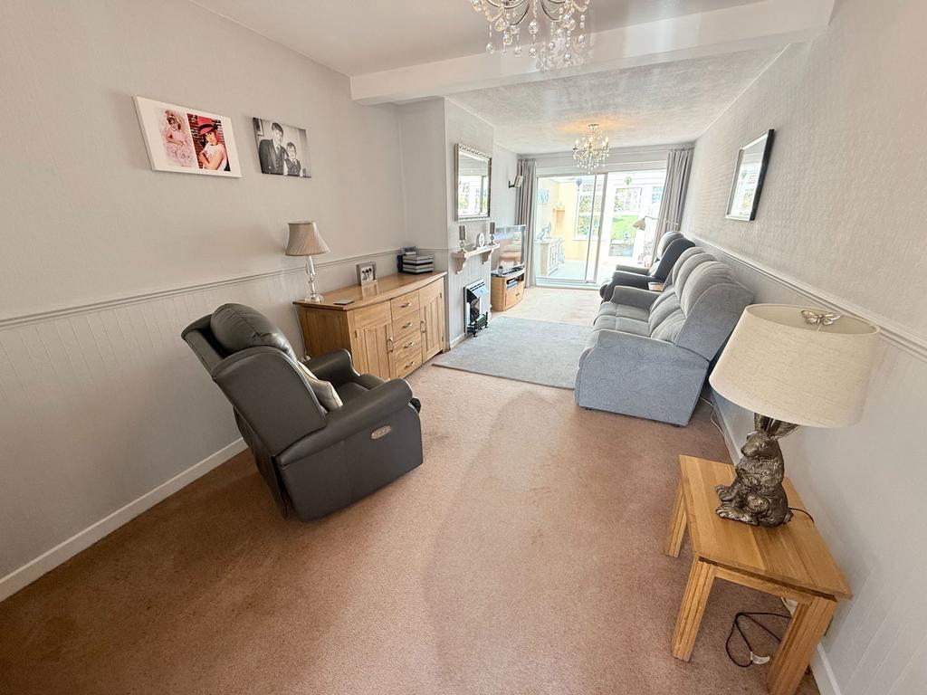 Hanson Grove, Solihull 3 bed semi-detached house for sale - £340,000