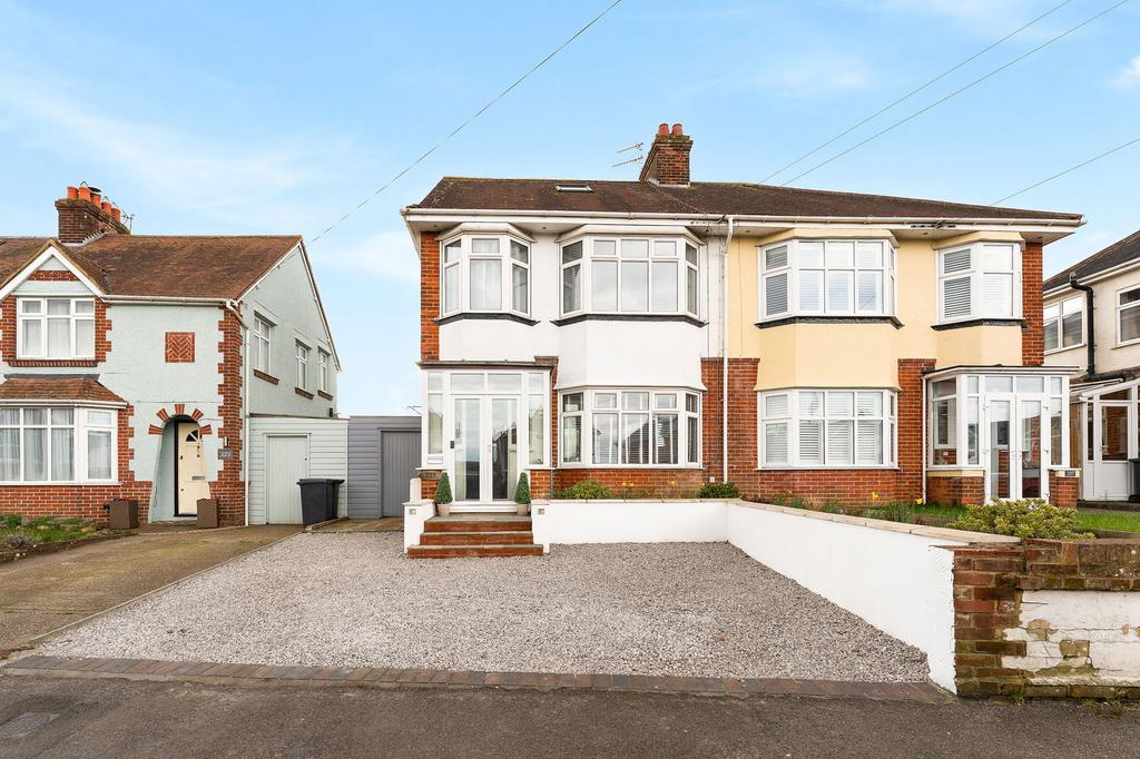 Devizes Road, Salisbury SP2 4 bed semi-detached house for sale - £400,000