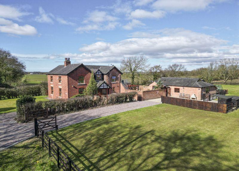 Doctors Lane, Preston PR4 4 bed detached house - £925,000