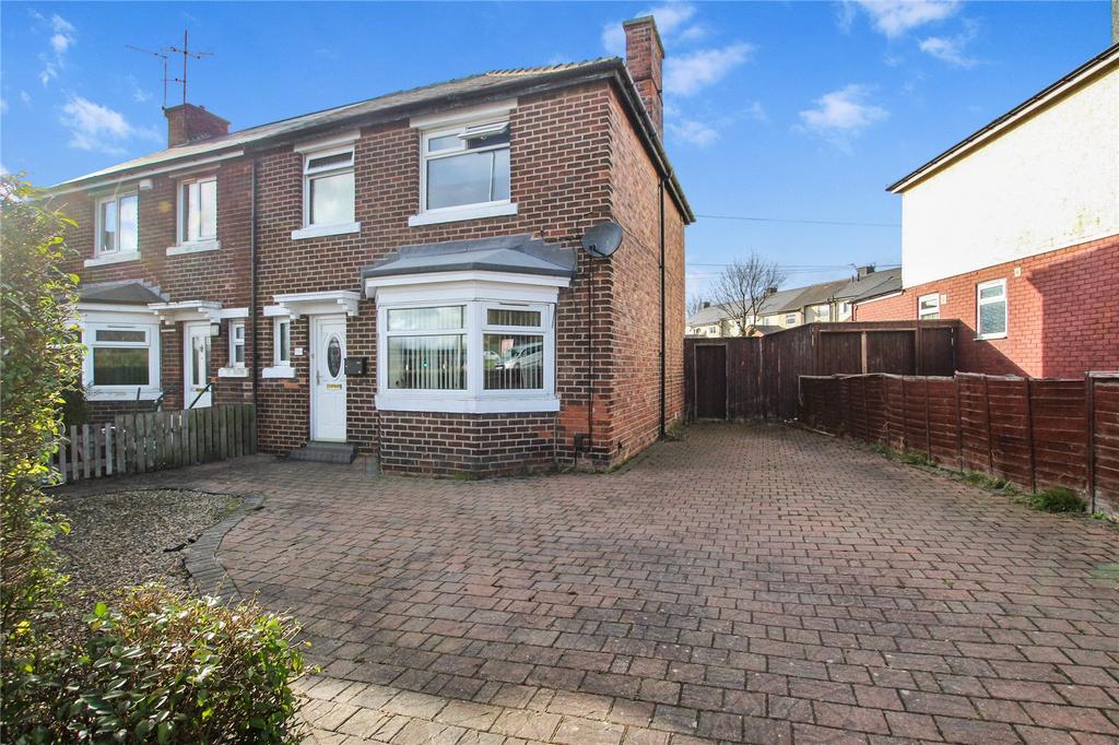 Acklam Road, Middlesbrough 3 bed end of terrace house for sale - £125,000