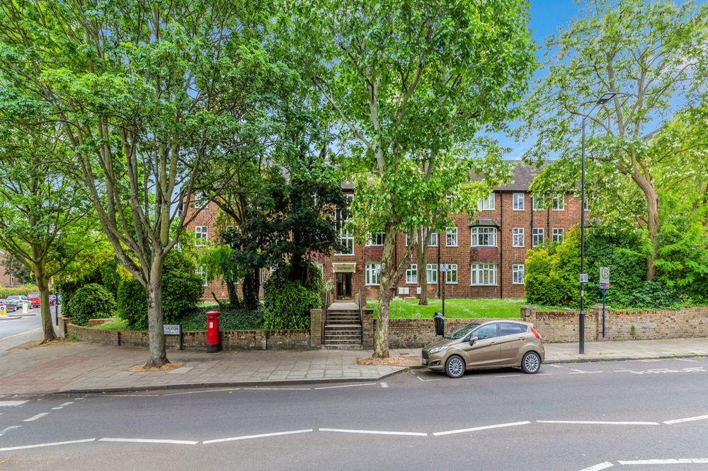 N7 3 bed apartment to rent - £2,600 pcm (£600 pw)