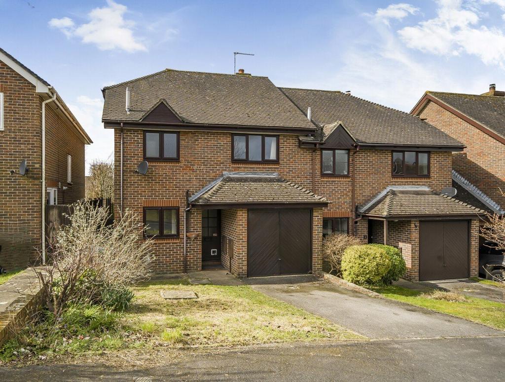 Benenden Green, Alresford, Hampshire... 3 bed semi-detached house for ...