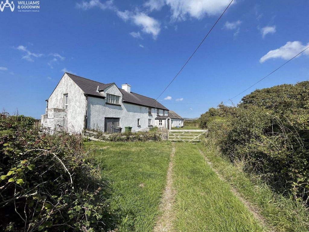 Llanfwrog, Anglesey, LL65 3 bed cottage for sale - £359,950