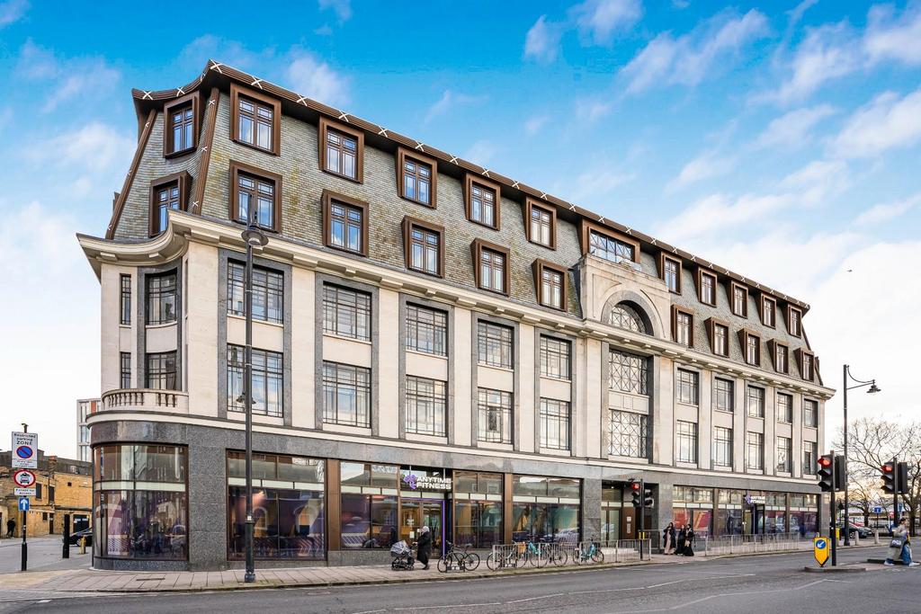 Acre Lane, London SW2 2 bed apartment for sale - £600,000