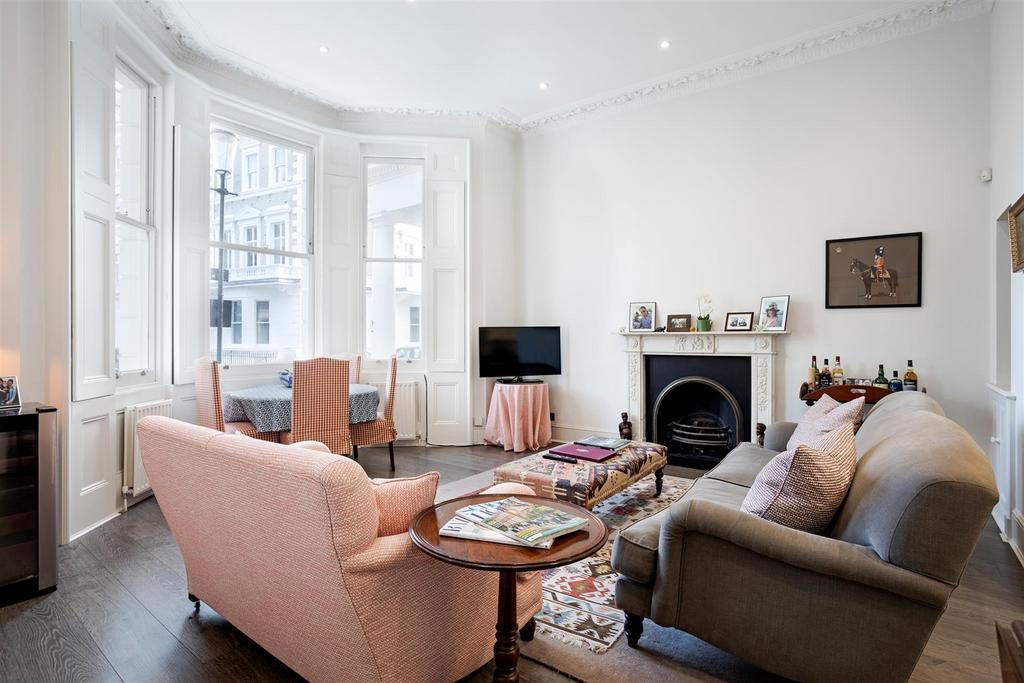 Cranley Gardens, South Kensington, SW7 2 bed apartment - £4,983 pcm (£1,150 pw)