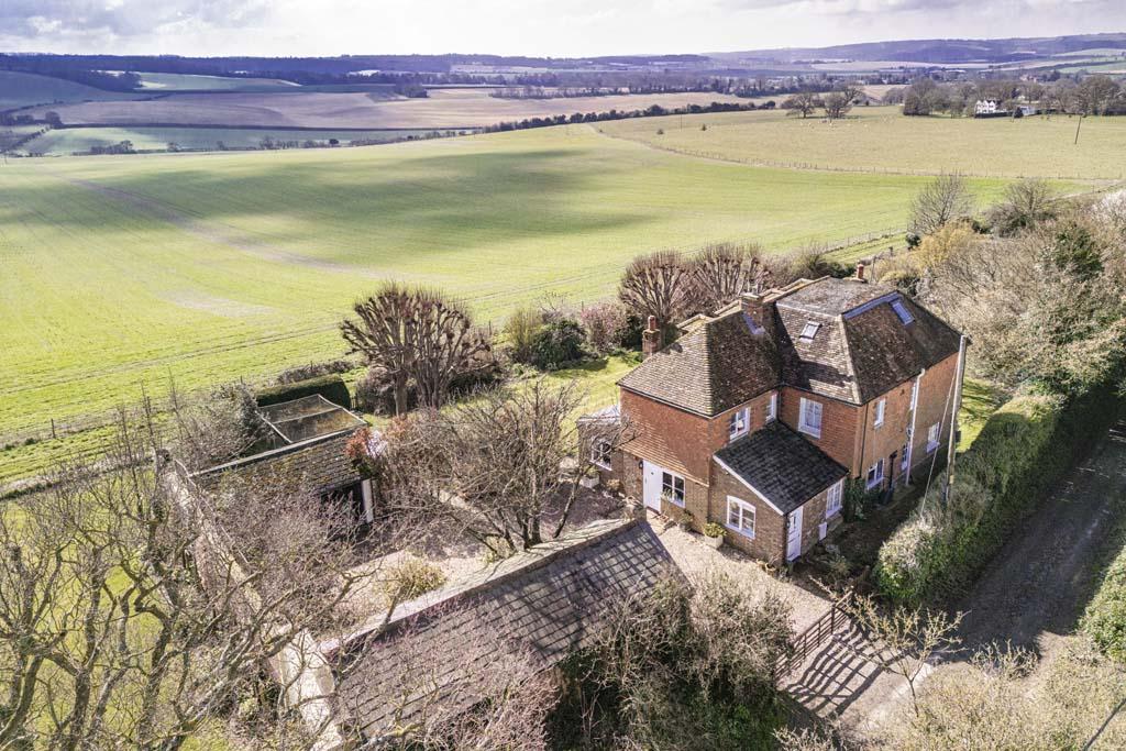 Hill Farm House, Ipsden, OX10 6 bed detached house for sale - £1,750,000