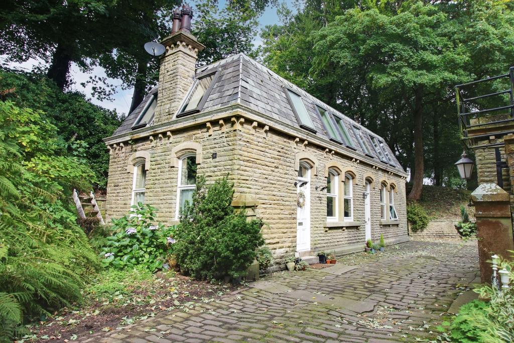Broad Fold Hall, Luddenden 2 bed semi-detached house - £850 pcm (£196 pw)