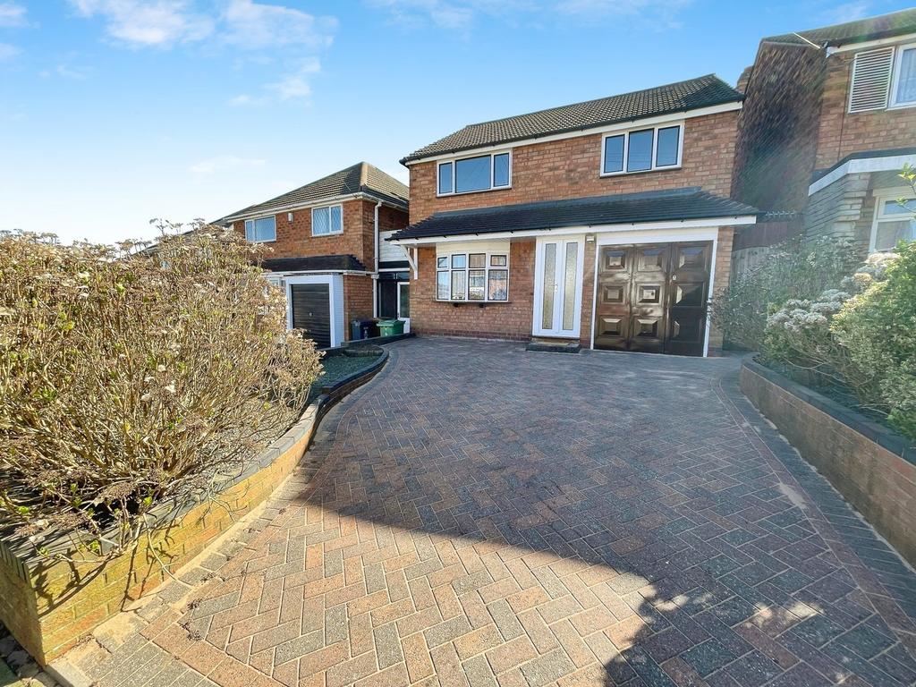 Comsey Road, Birmingham, B43 3 bed detached house for sale - £325,000