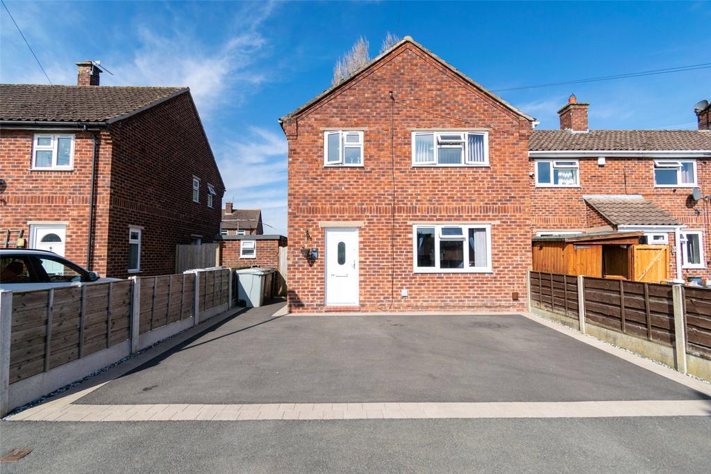 Coronation Road, Middlewich 3 bed end of terrace house - £200,000