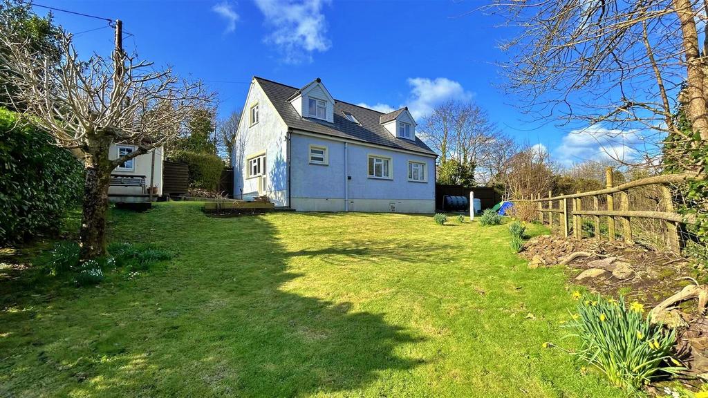St. Ishmaels 4 bed cottage for sale - £325,000