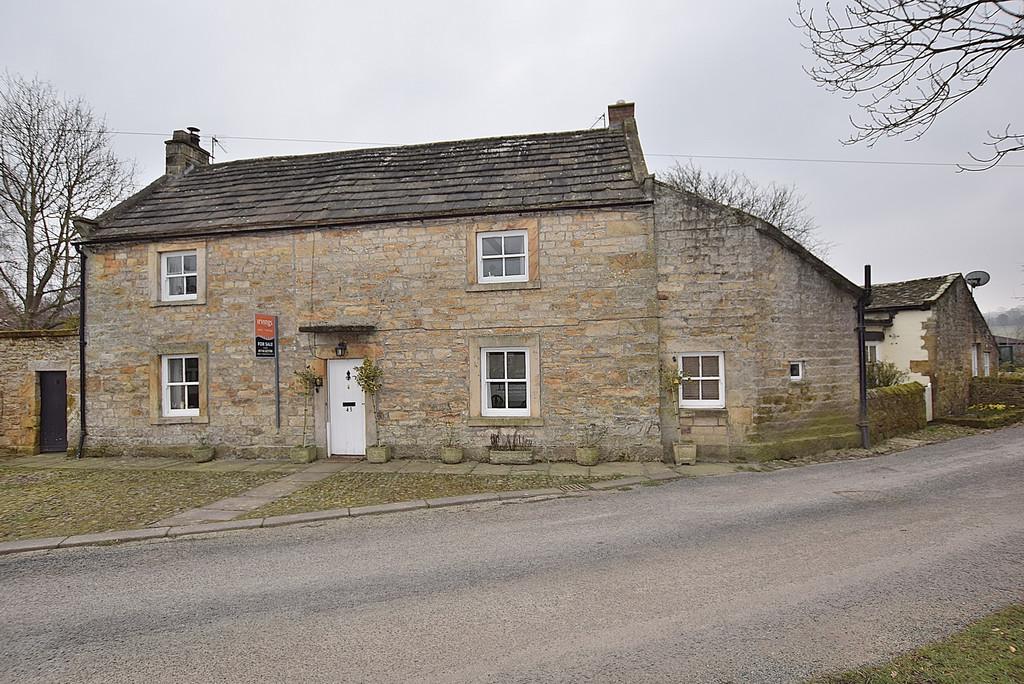 Ravensworth, Richmond 2 bed cottage for sale - £500,000