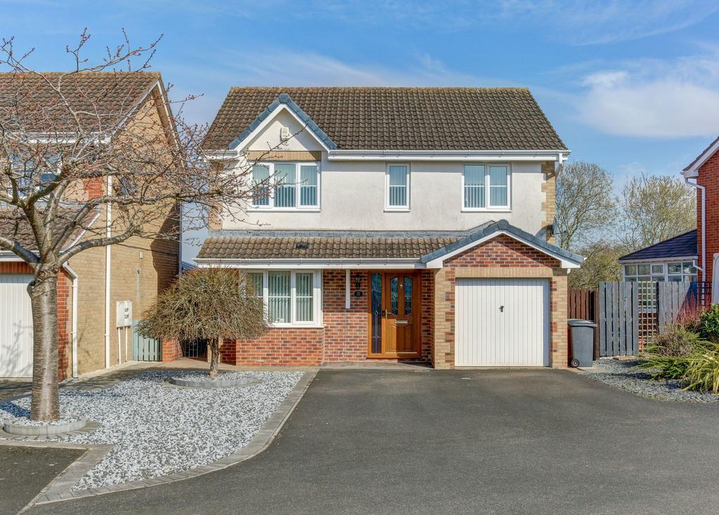 Carlow Drive, Choppington NE62 4 bed detached house for sale - £295,000