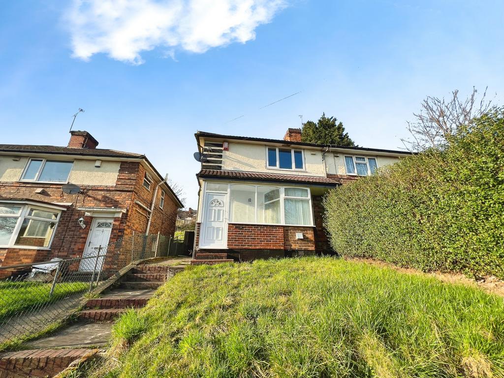 Birmingham B24 3 bed semi-detached house - £1,100 pcm (£254 pw)