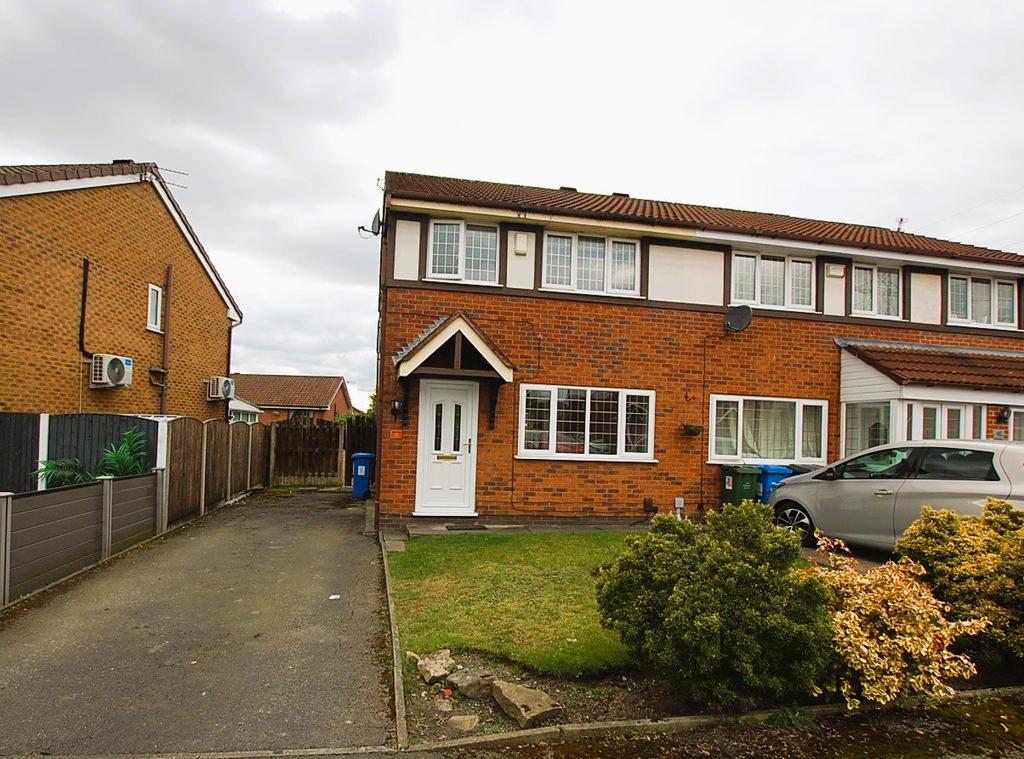 Camberwell Drive, Greater Manchester OL7 3 bed semi-detached house - £ ...