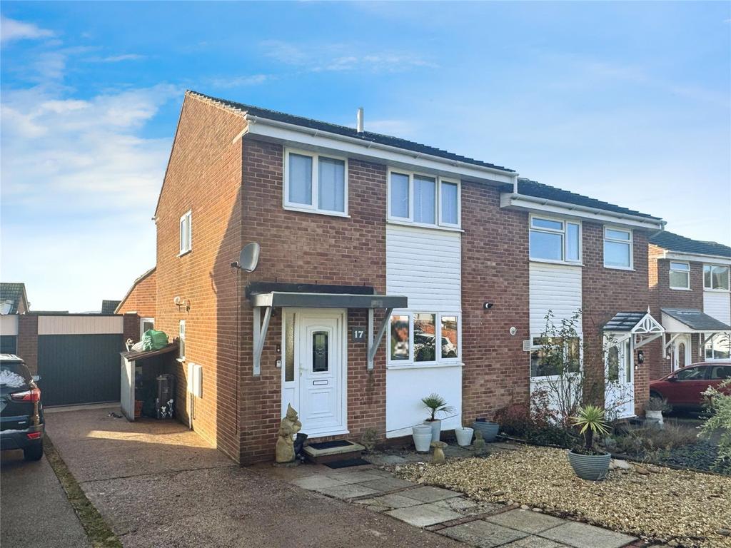 Cedar Close, Devon EX8 4 bed semi-detached house for sale - £325,000