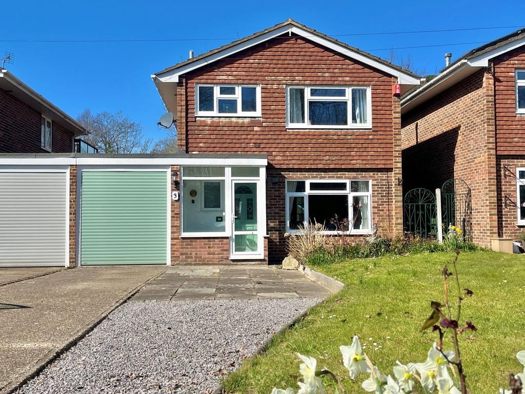 Military Road, Gosport, PO12 3BX 3 bed detached house for sale - £379,950