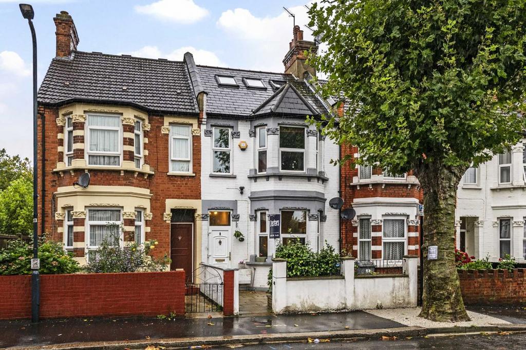 Bruce Road, London NW10 5 bed house - £3,497 pcm (£807 pw)