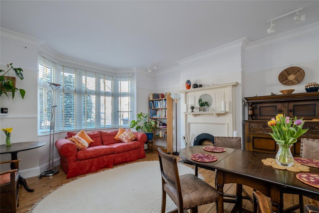 Green Lane, London SW16 3 bed house - £650,000