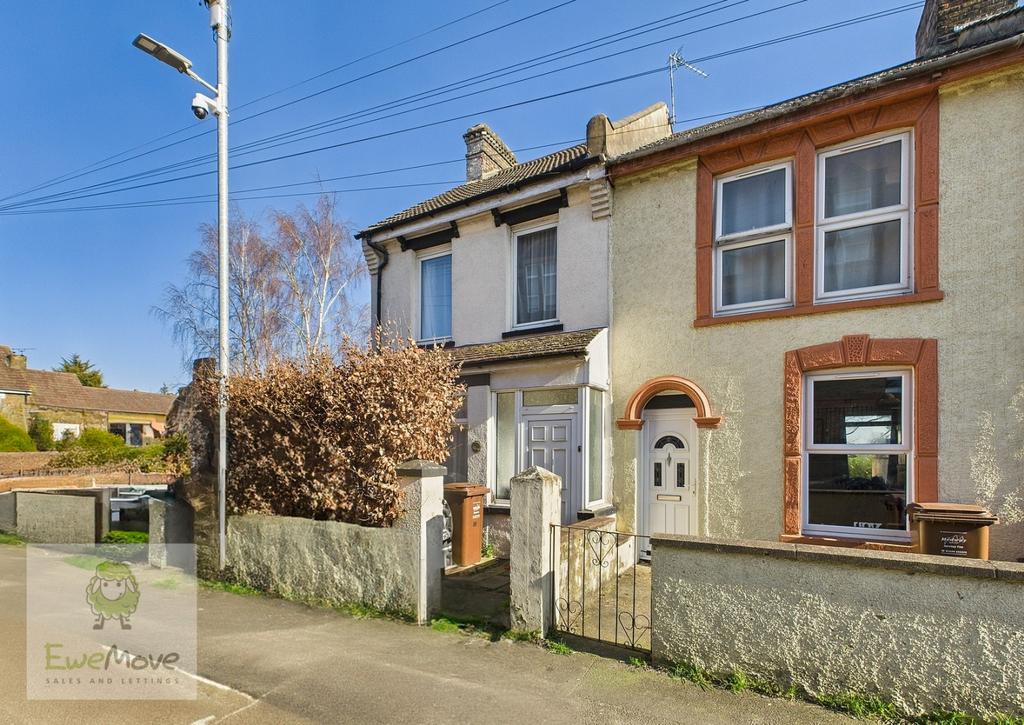 Gordon Road, Strood, Rochester, ME2 3HJ 3 bed end of terrace house - £ ...