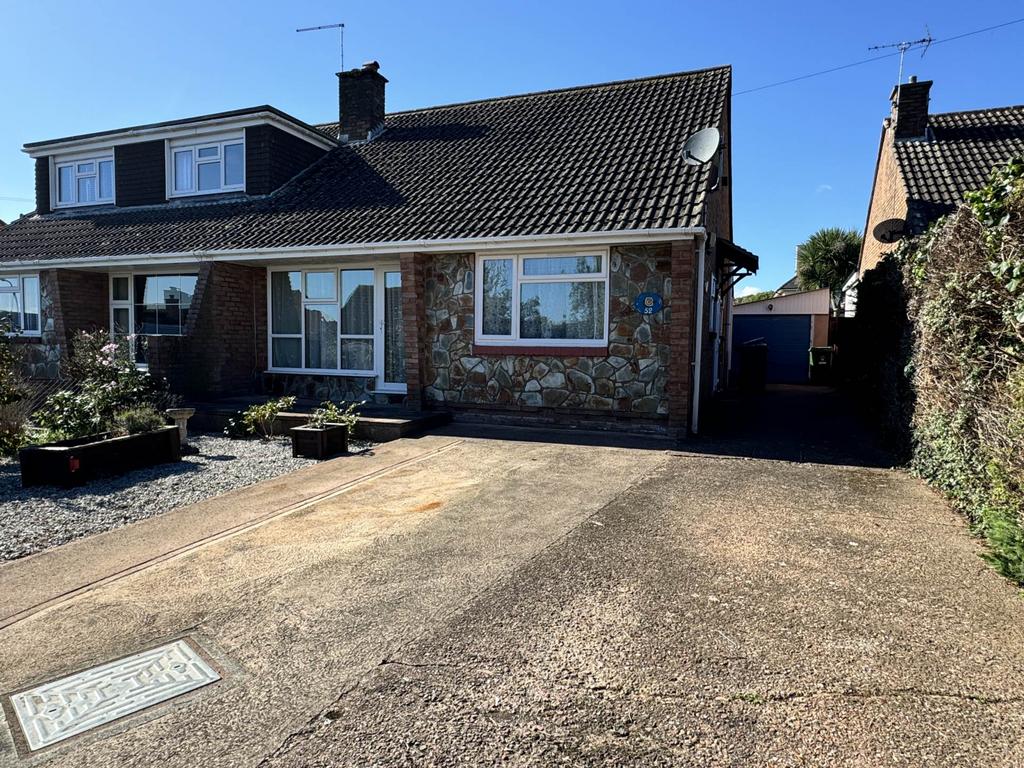 Bapton Close, Exmouth EX8 2 bed bungalow - £350,000