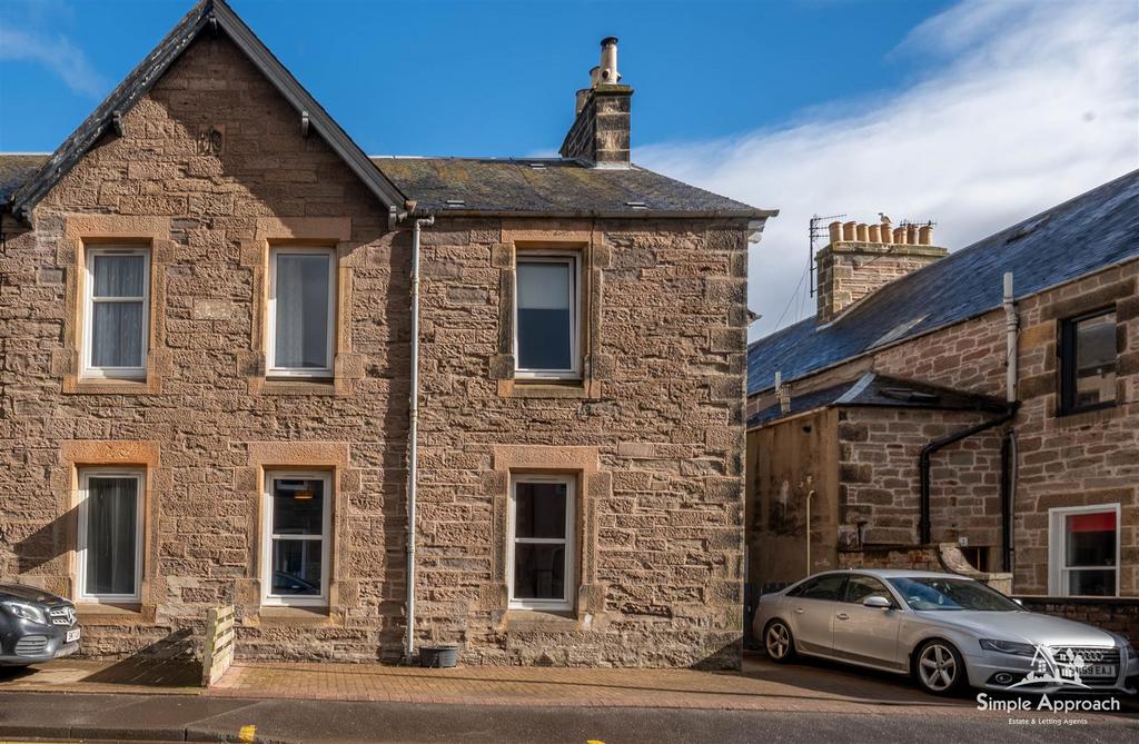 Priory Place, Perth 2 bed flat - £124,950