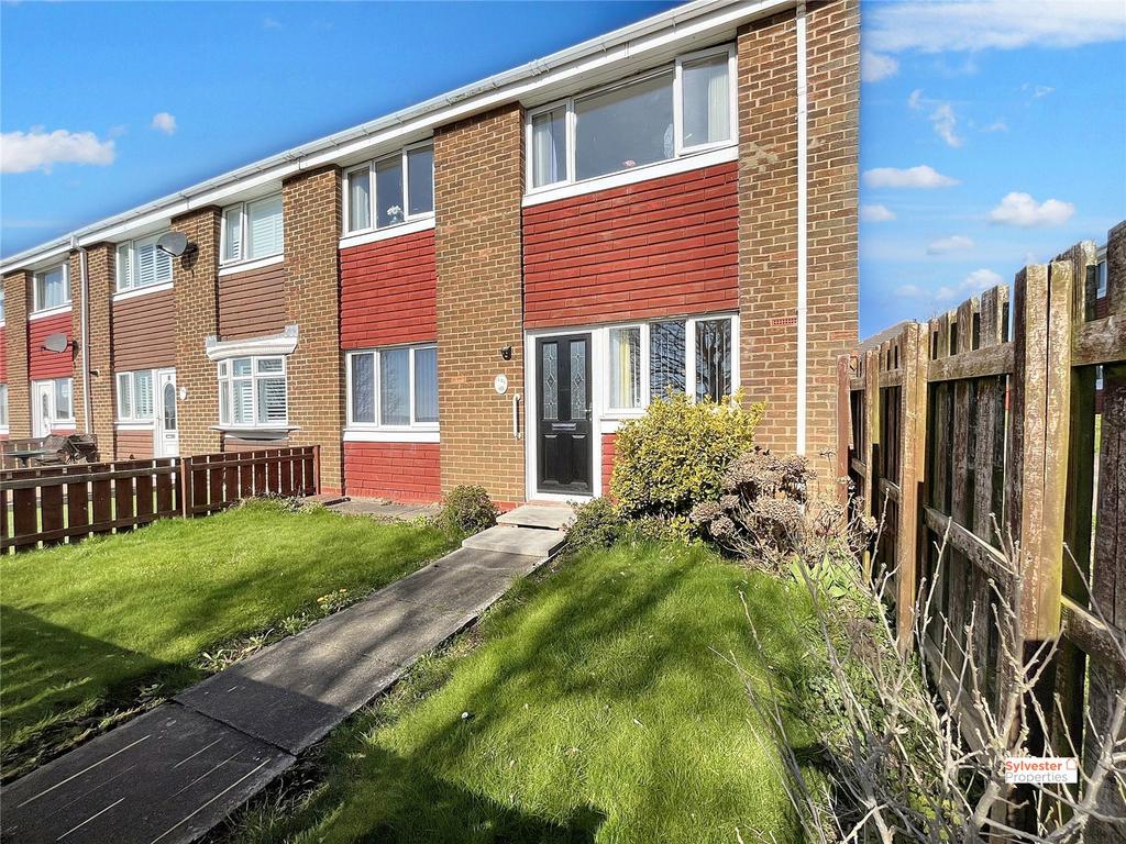 Westfields, Stanley, DH9 3 bed end of terrace house - £89,995