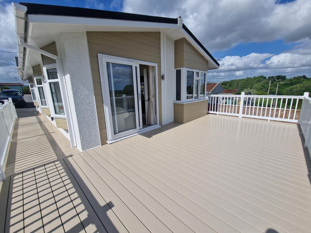 Longdown Road, Exeter EX2 2 bed park home for sale - £220,000