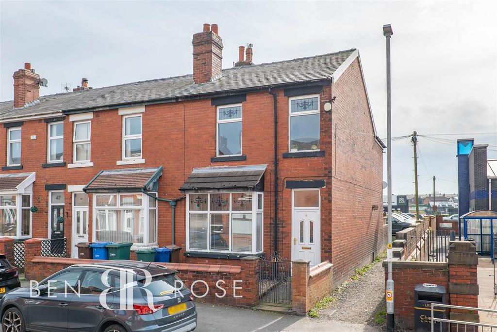 Duke Street, Chorley 3 bed end of terrace house for sale - £139,995