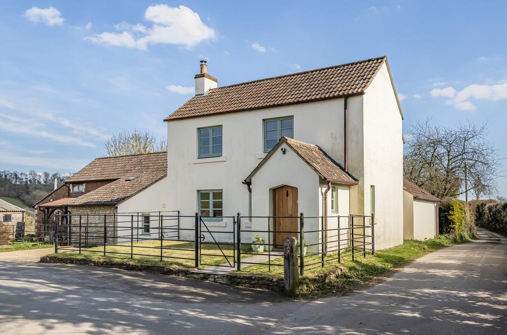Norton Lane, Wellow, Bath, BA2 3 bed detached house - £650,000