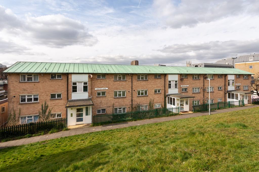 Ashton Rise, Brighton BN2 1 bed flat - £200,000