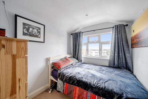 Houses for sale in Sutton, London | OnTheMarket