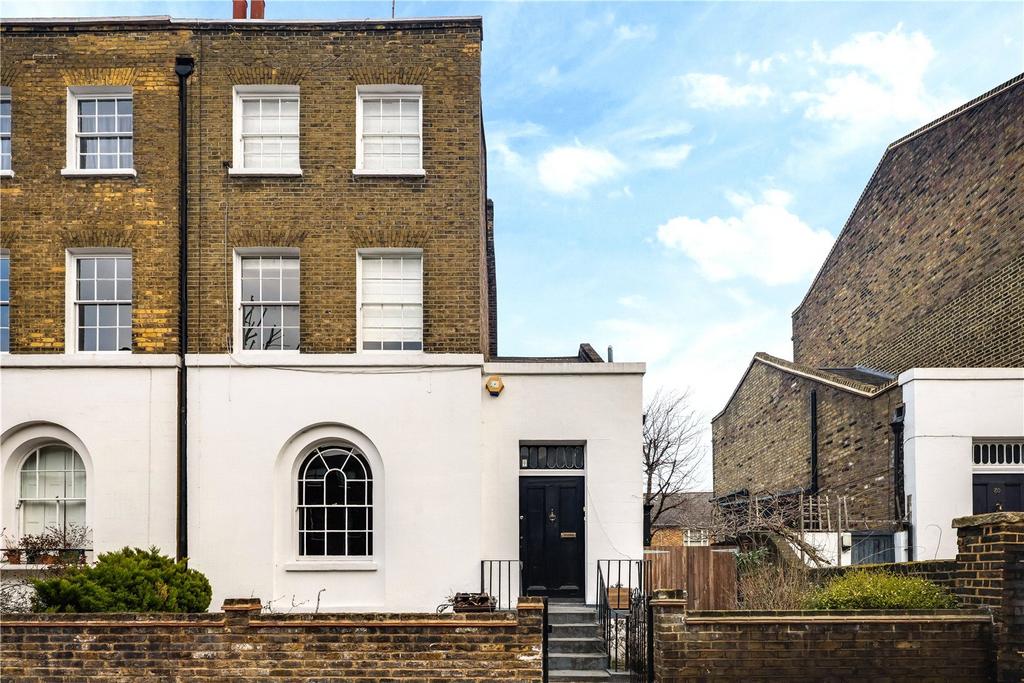 Sutton Place, Hackney, London, E9 2 bed flat for sale - £1,025,000