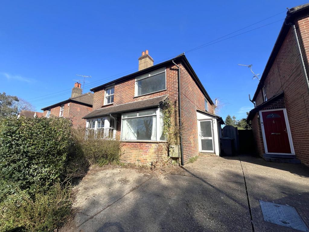 Portsmouth Road, Liphook, Hampshire 3 bed semi-detached house for sale ...