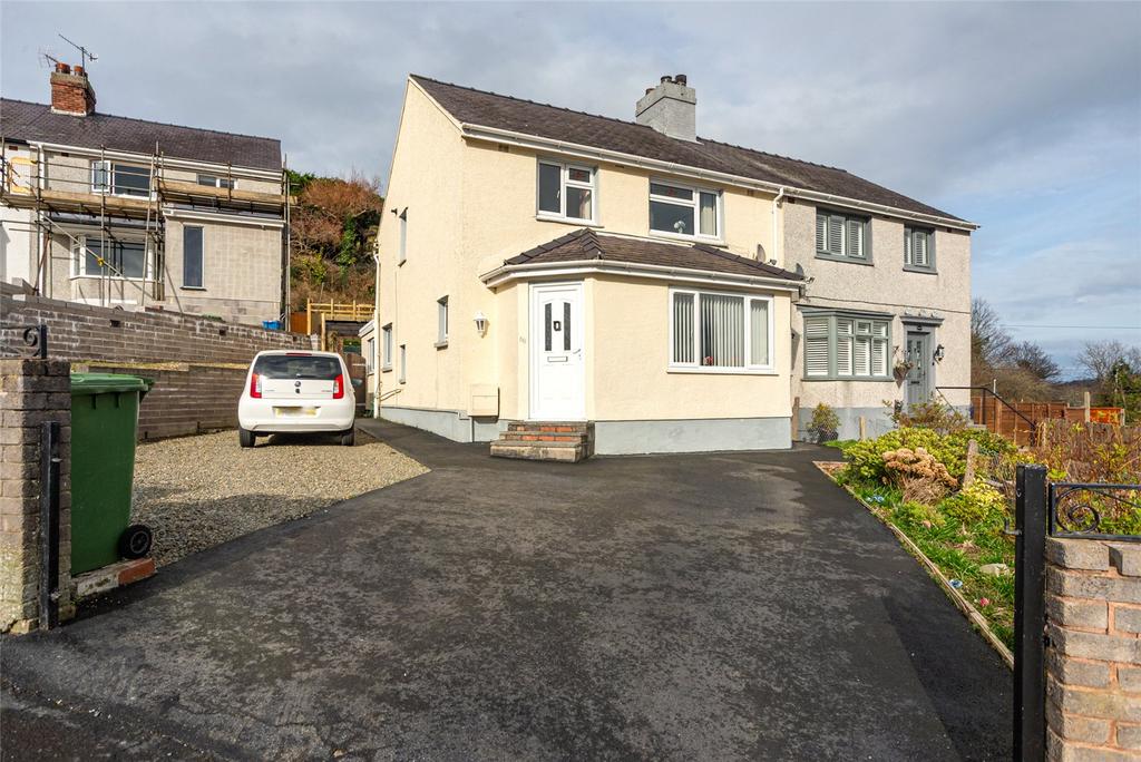 Ffordd Coed Mawr, Bangor, Gwynedd, LL57 3 bed semi-detached house - £ ...