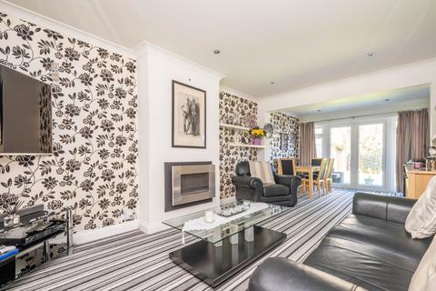 Houses for sale in Worcester Park | OnTheMarket