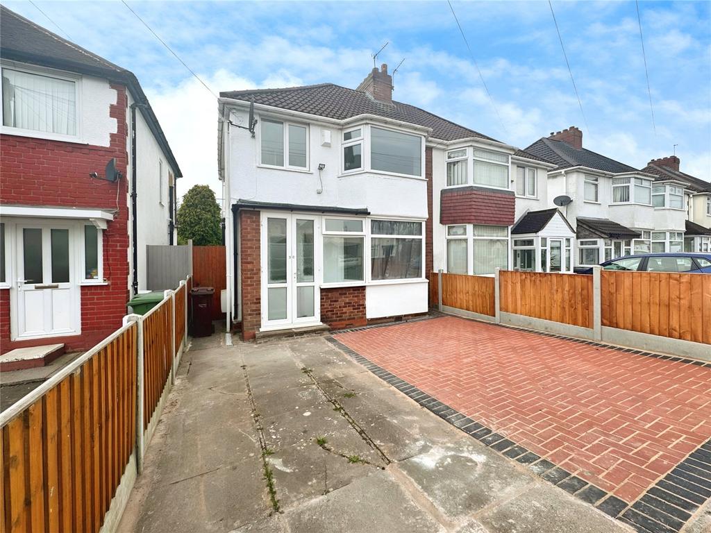 Prestwood Avenue, West Midlands WV11 3 bed semi-detached house - £1,150 ...