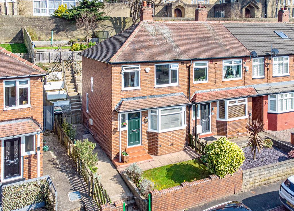 Leeds LS15 2 bed end of terrace house for sale - £190,000