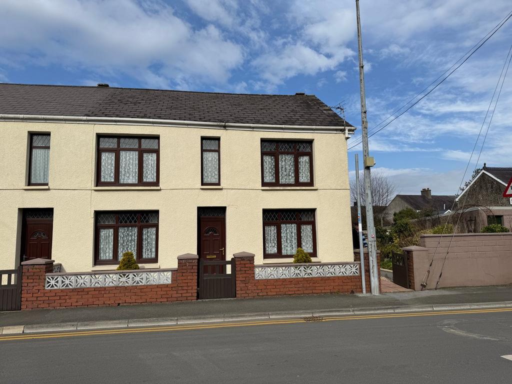 Bethlehem Road, Ffairfach, Llandeilo... 3 bed semi-detached house - £ ...