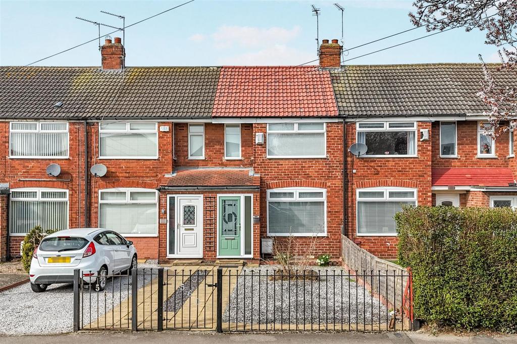 Hotham Road South, Hull 2 bed terraced house - £113,950