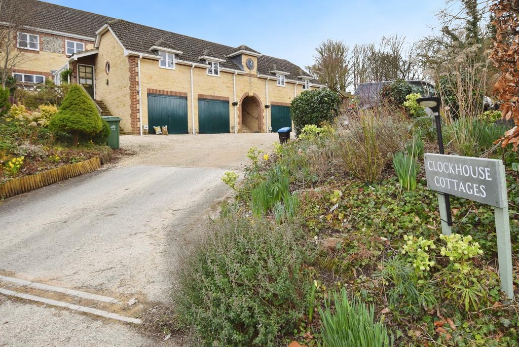 Shrewton Road, Chitterne, BA12 0LW. 3 bed house for sale - £310,000