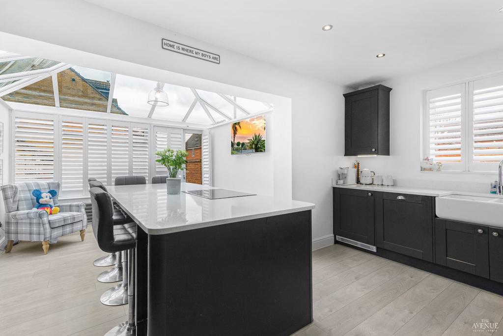 Rutledge Close, Orsett 4 bed end of terrace house for sale - £475,000