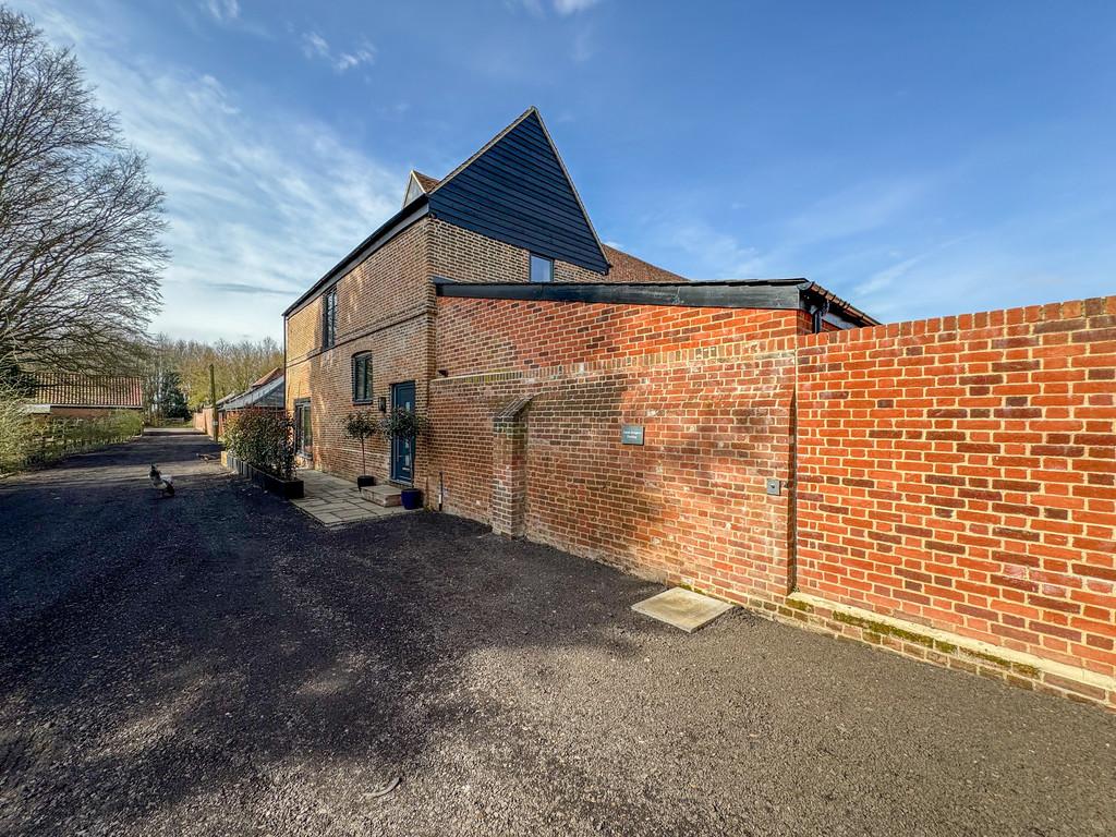 Church Lane, Beaumont 1 bed barn conversion - £395,000